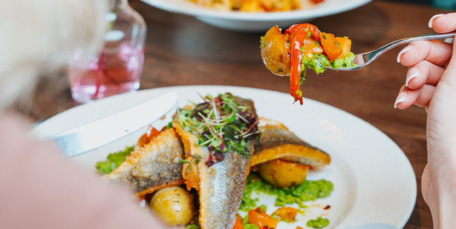 Dinner Menu & Prices | All Day Dining at The Spade Oak Bourne End